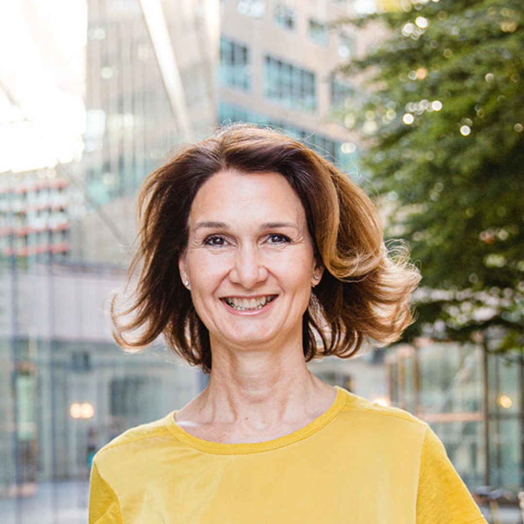 Svenja Hirsch - Business-Buch Mentorin und Co-Autorin für Expertinnen